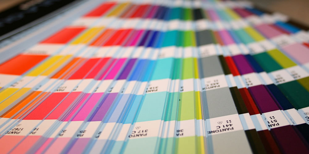 A importância da escala Pantone no Corel Draw e Illustrator